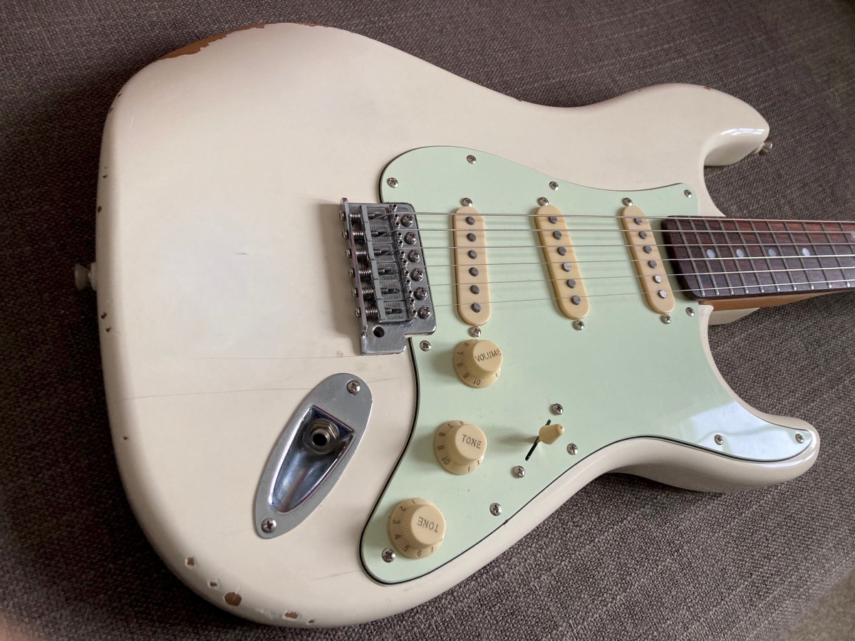 Cream Relic Strat: early Squier with Fender upgrades: Sold – Axe Relics UK